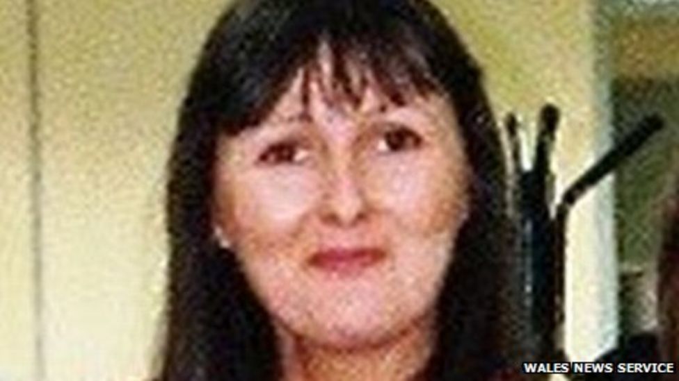 Christopher Parry shot wife Caroline dead 'because she left' - BBC News