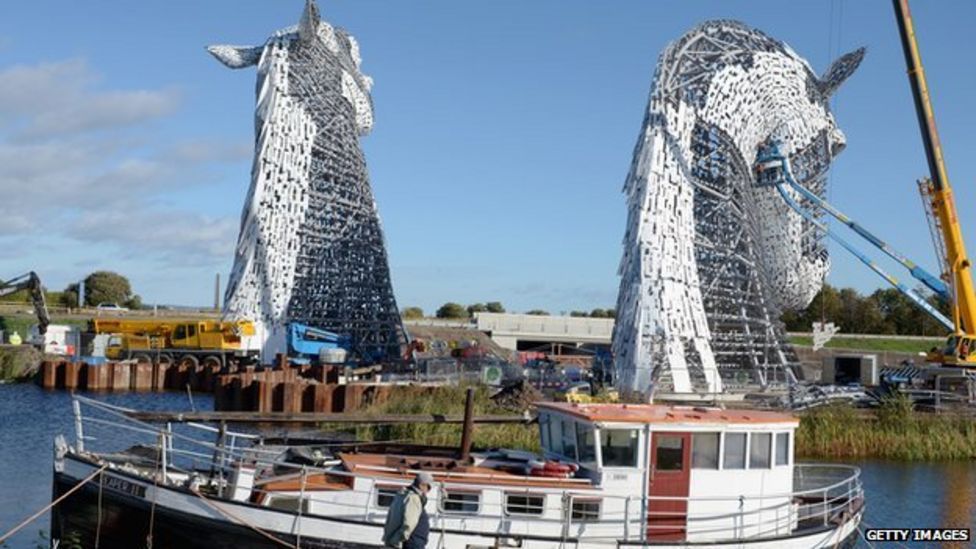 The man who created The Kelpies - BBC News