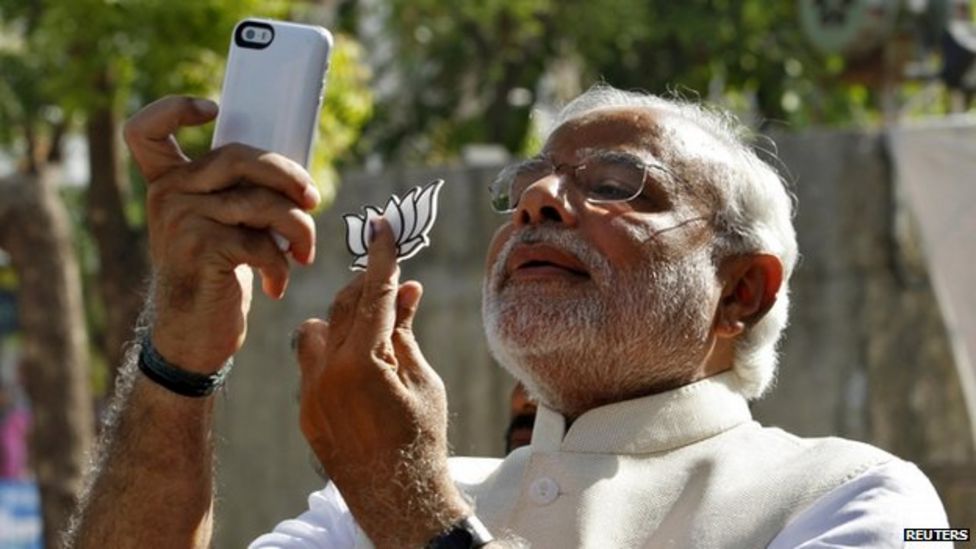 Indian media: Modi in 'trouble' after poll watchdog's notice - BBC News