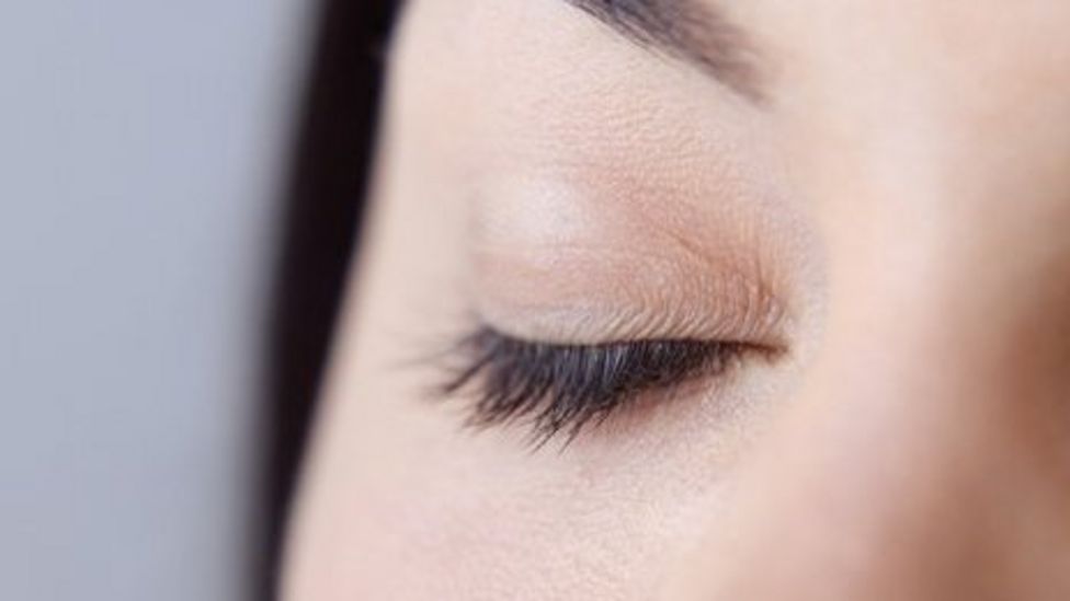 Can mindfulness improve pupils' concentration? - BBC News