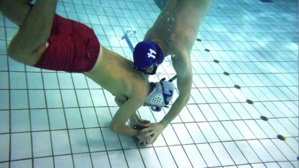 GB has an underwater rugby team - but what is it? - BBC News