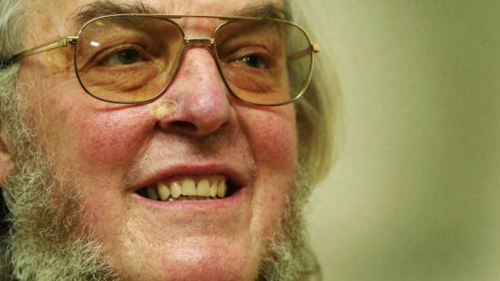 Colin Pillinger dies after brain haemorrhage - BBC News
