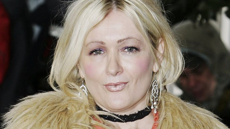 Caroline Aherne: Royle Family writer and actress dies aged 52 - BBC News
