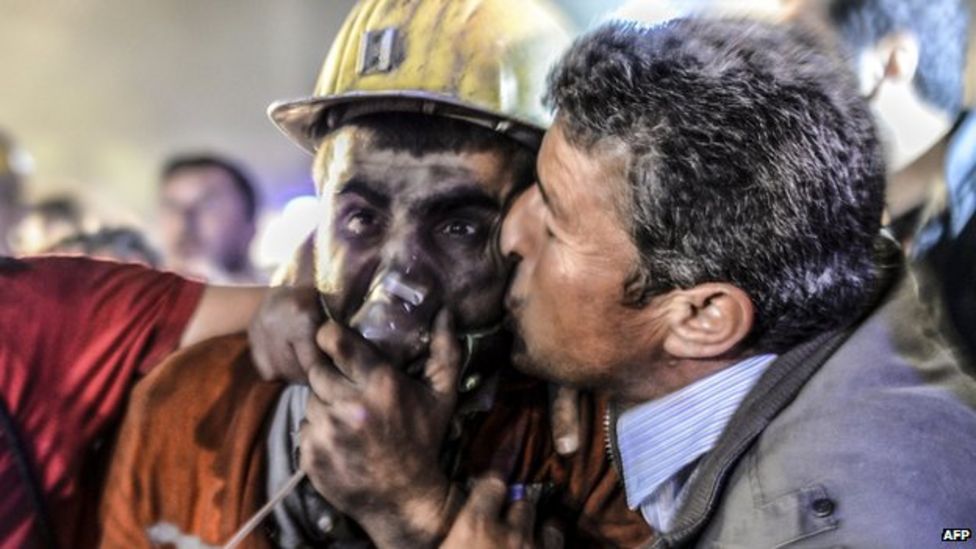Turkey coal mine explosion: Death toll rises - BBC News
