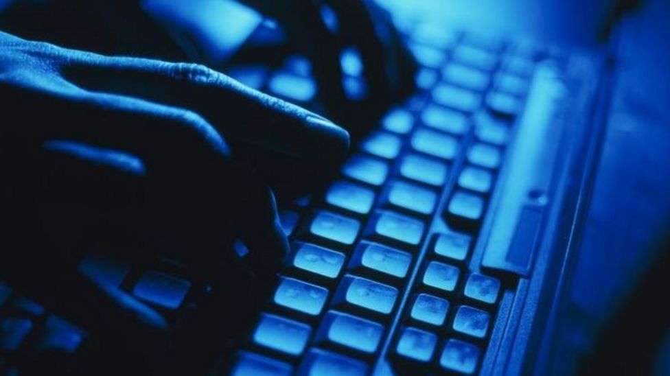 US justice department charges Chinese with hacking - BBC News