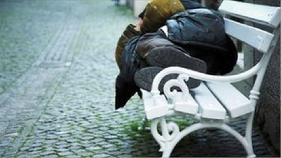 Belfast nurse Susan Semple wins UK-wide award for NHS values - BBC News