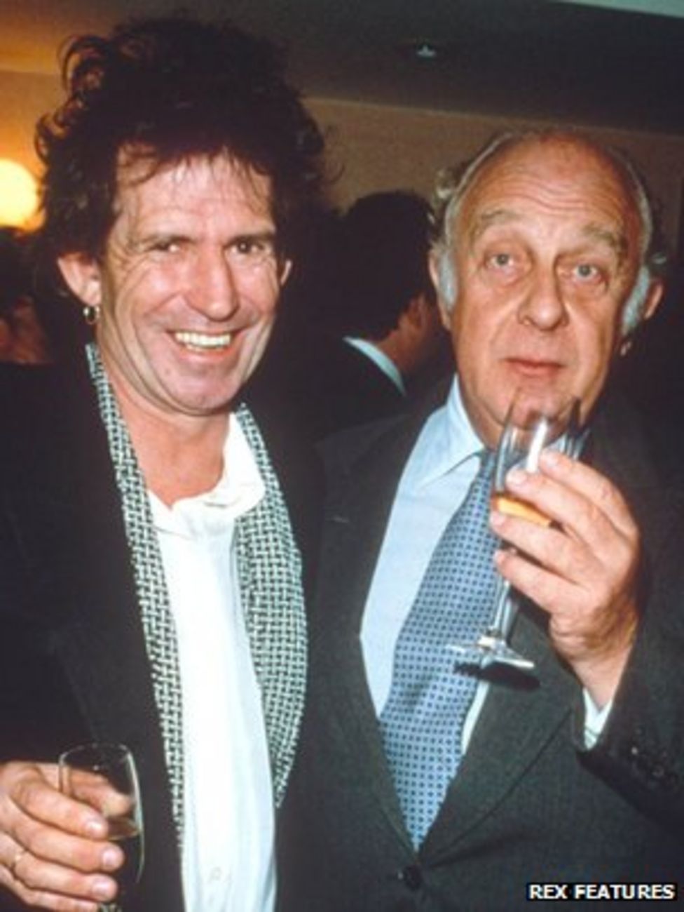 Stones manager Loewenstein dies - BBC News