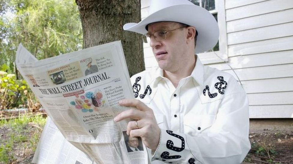 Singing up an economic storm: Setting a crisis to music - BBC News