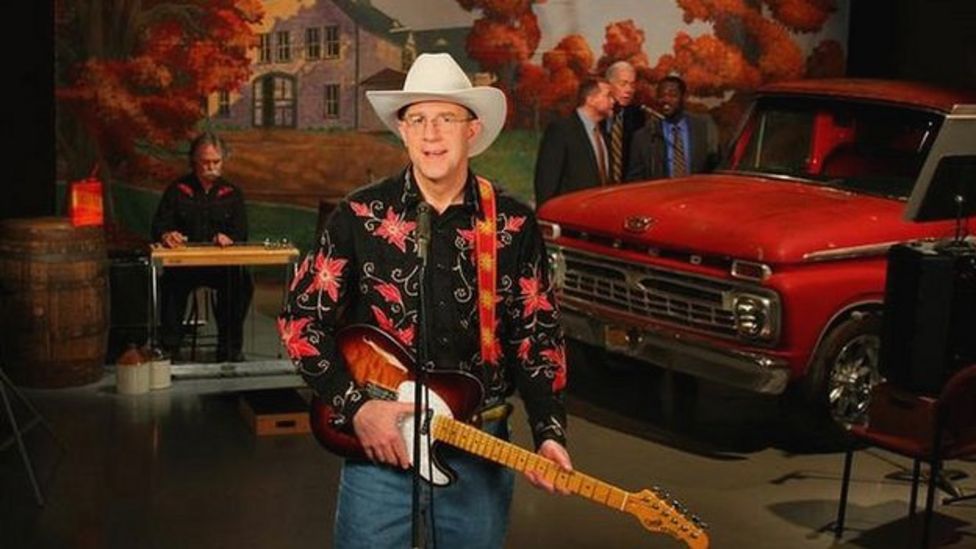 Singing up an economic storm: Setting a crisis to music - BBC News