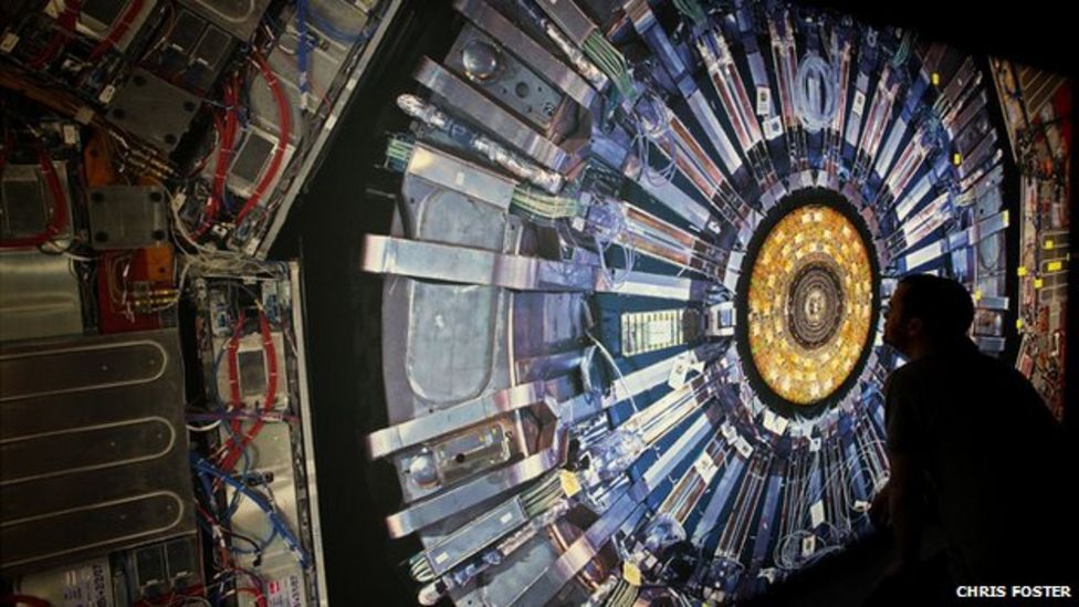 'Beautiful physics' at Collider exhibition in Manchester - BBC News