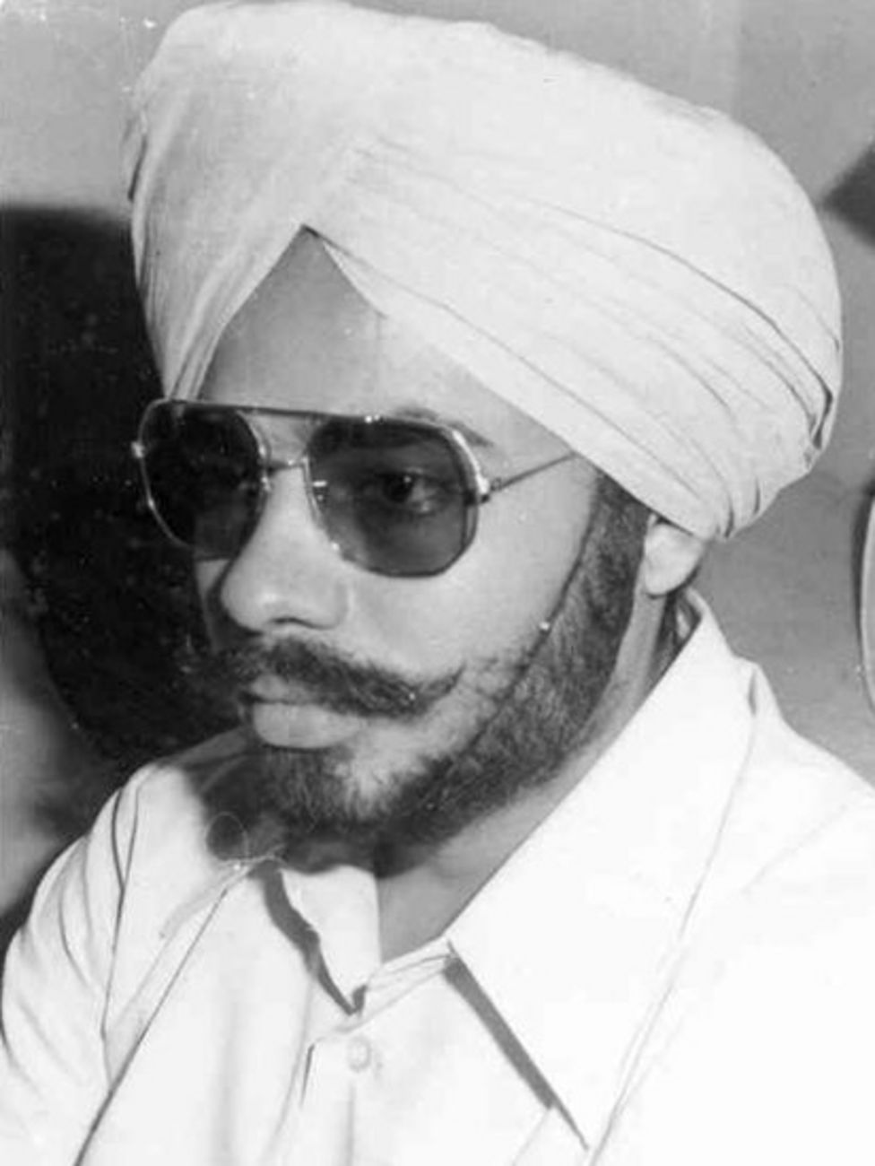 In pictures: Narendra Modi's early life - BBC News