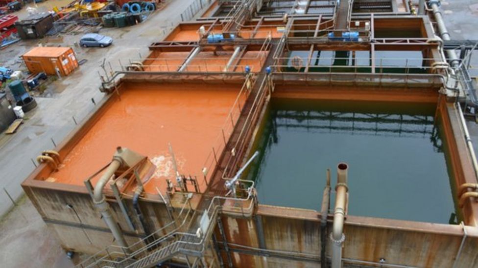 Pumping the polluted water from mines - BBC News
