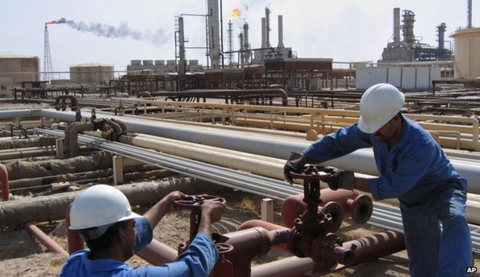 Iraqi Kurdistan makes first oil sale amid exports row - BBC News