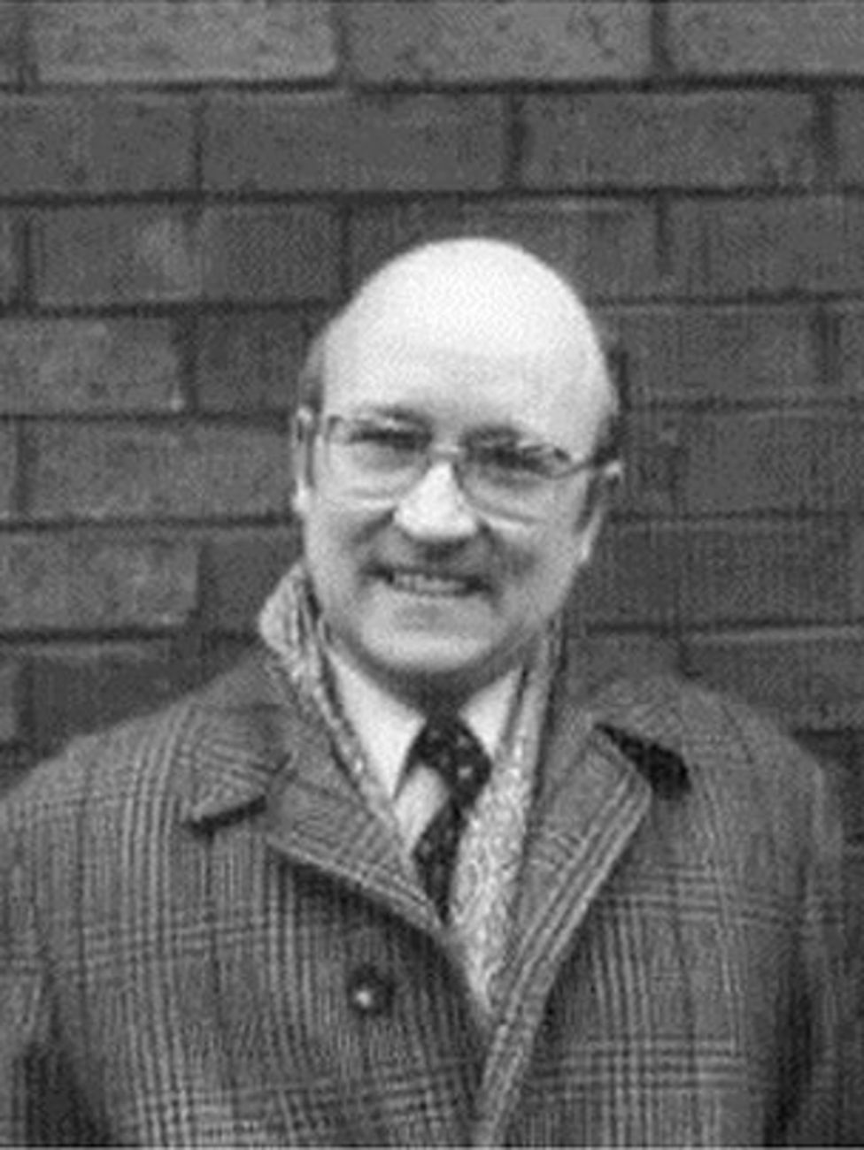 Tribute lecture to Strathclyde University professor Frank Leslie - BBC News