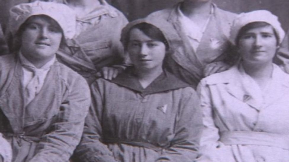 The Canary Girls: The workers the war turned yellow - BBC News