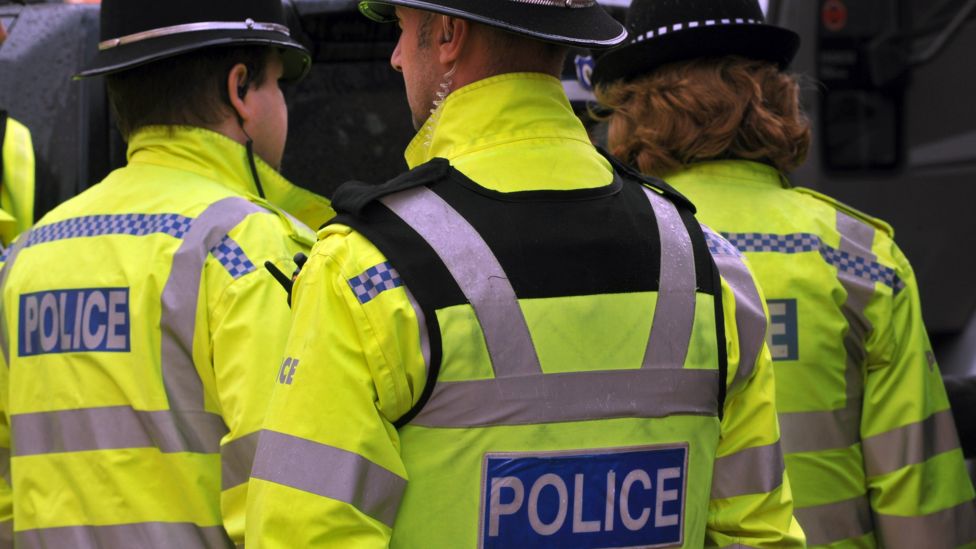 Complaints against police reach a record high - BBC News