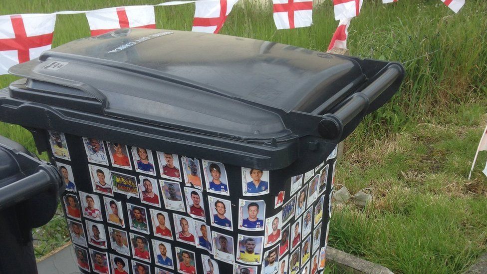 World Cup 2014: Some England fans 'a bit carried away' - BBC News