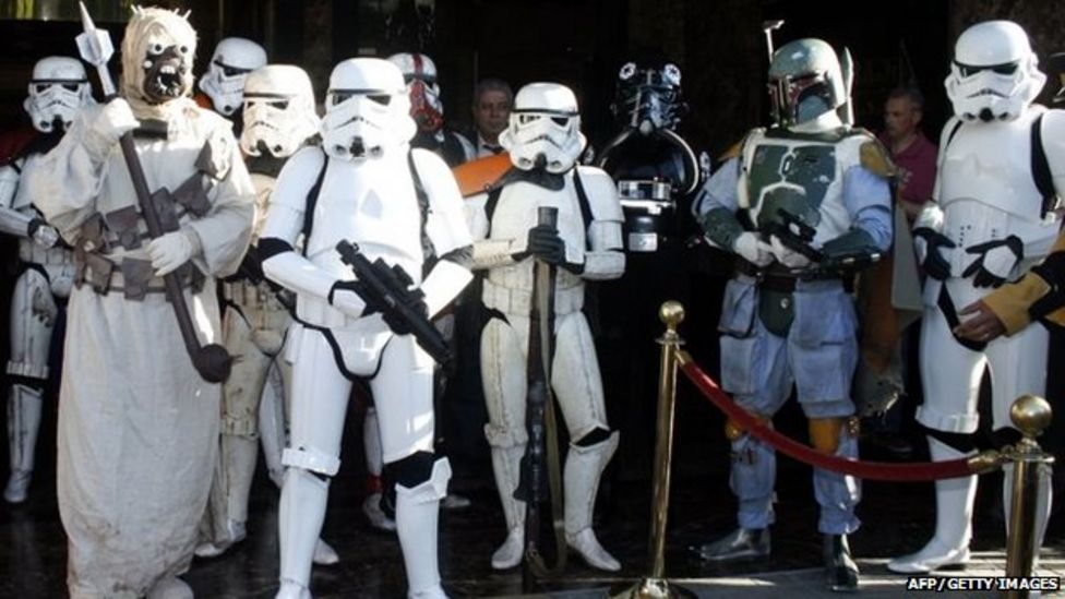 Star Wars: Revealing the actors behind the masks - BBC News