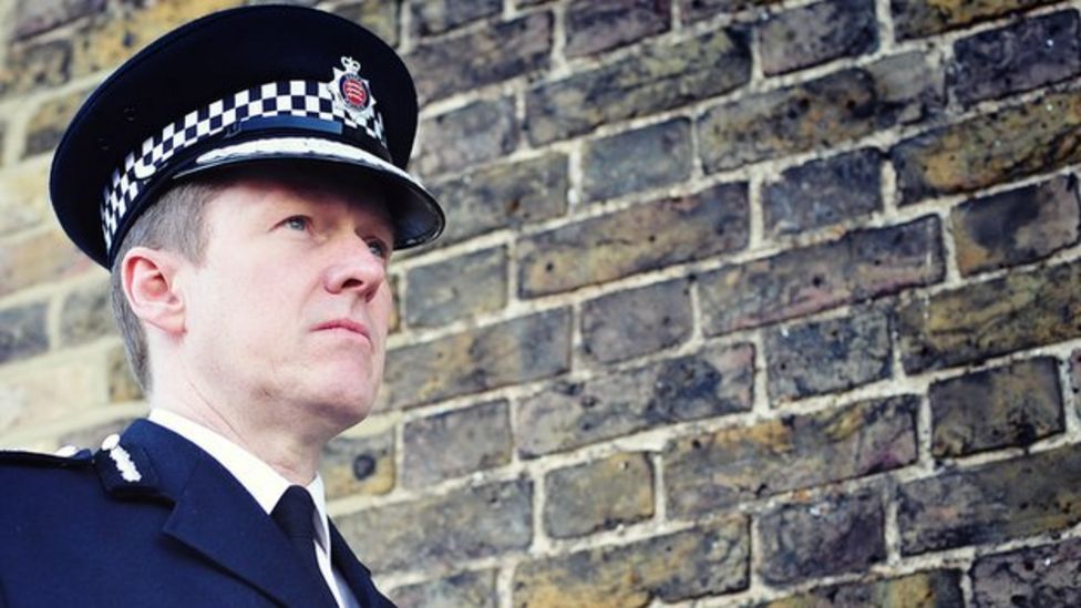 How Essex Police is tackling domestic violence - BBC News