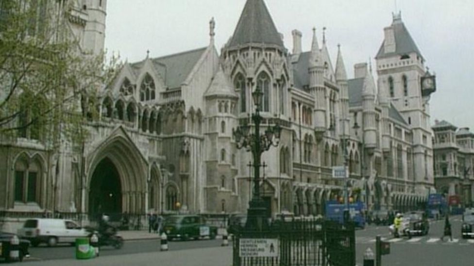 Ben Makuch of Vice takes on police in Supreme Court - BBC News