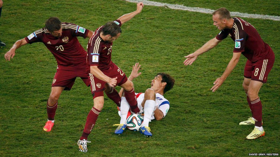 Day in pictures: 18 June 2014 - BBC News