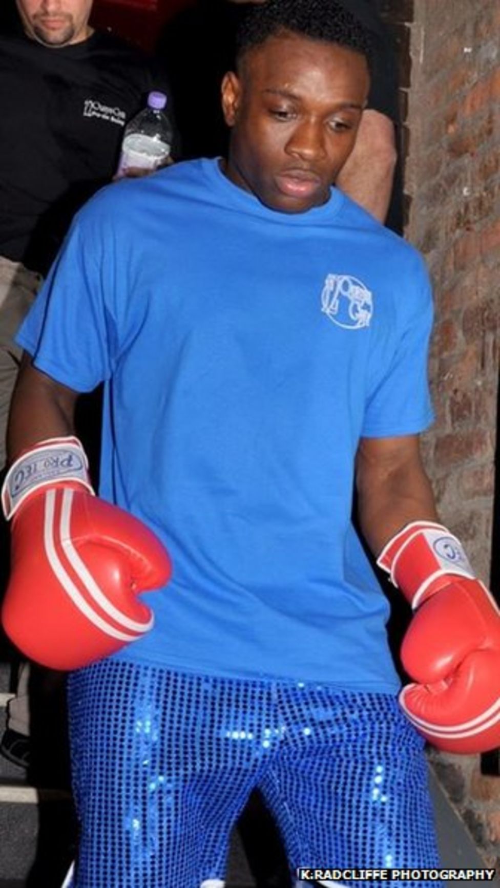 Tributes to 'white collar' boxer Lance Ferguson-Prayogg - BBC News