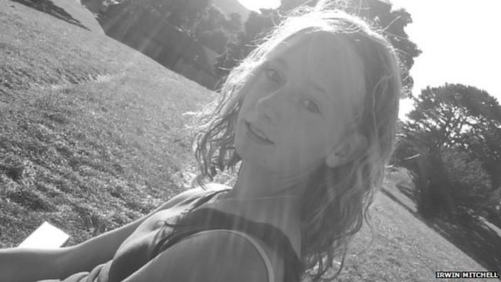 Payout over Amy Carter's hospital death - BBC News