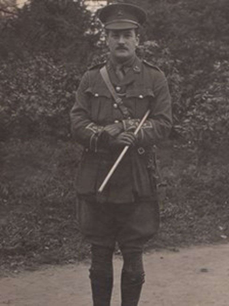 Liverpool Giants: The men who made up Lord Derby's Pals - BBC News