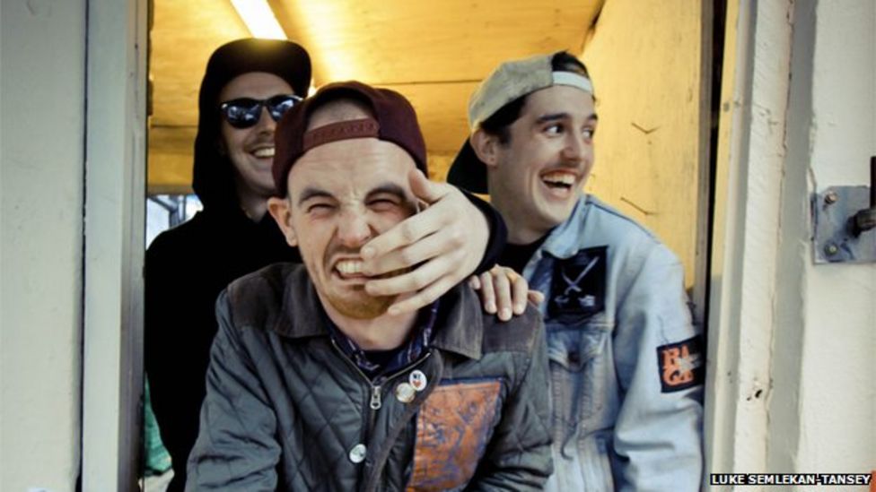 Is streaming technology saving the music industry? - BBC News