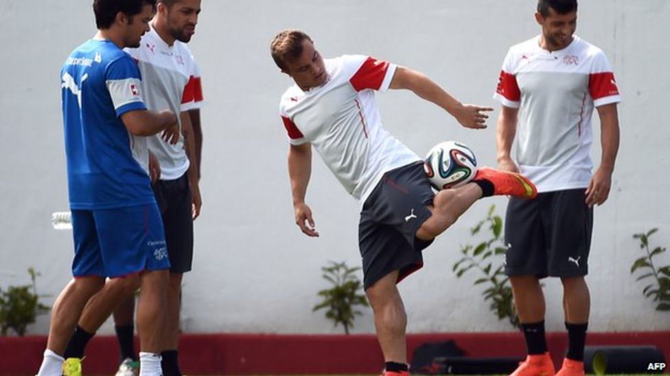Switzerland's unlikely World Cup heroes - BBC News