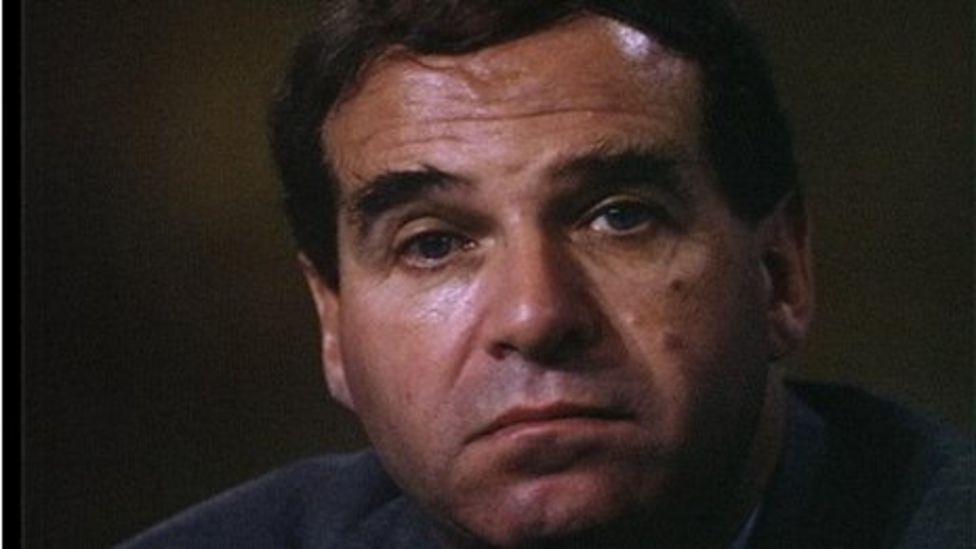 Geoffrey Dickens 'said paedophile dossier was explosive' - BBC News