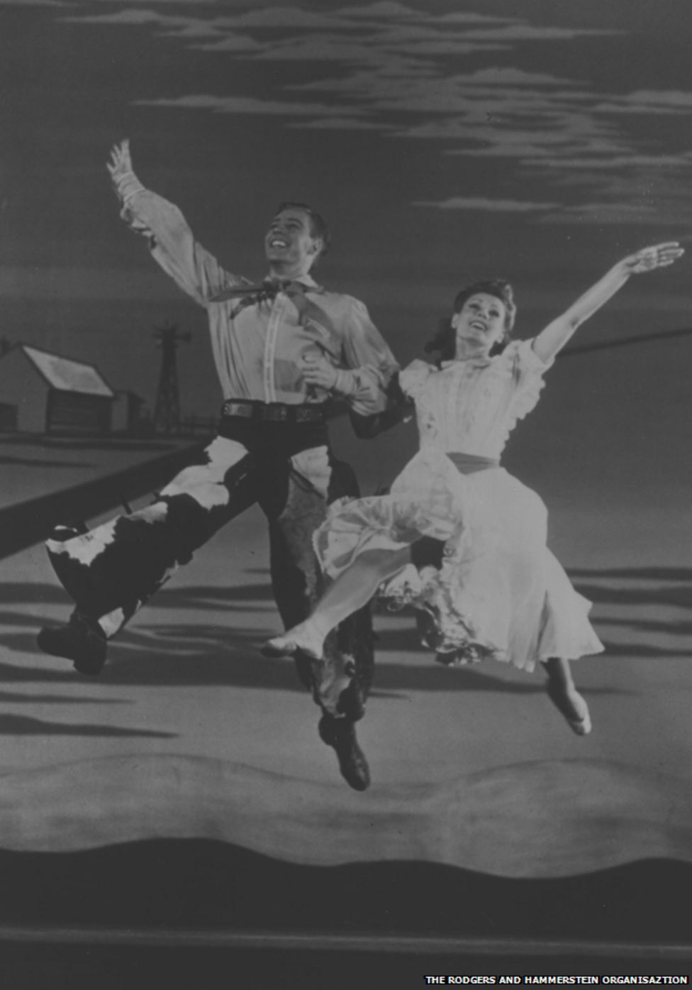 Oklahoma! musical memories 70 years on - BBC News