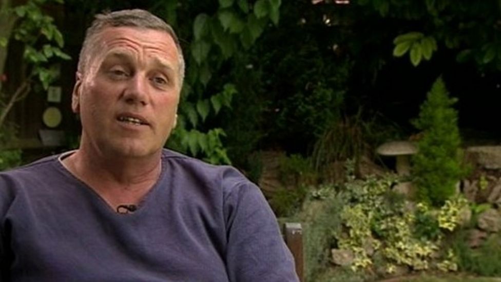 Geoffrey Dickens 'said paedophile dossier was explosive' - BBC News