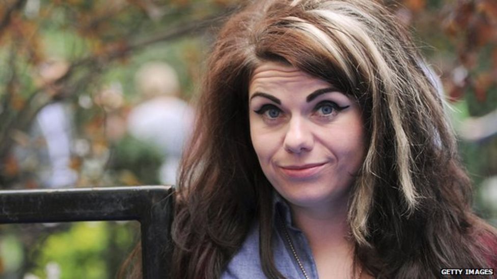 Caitlin Moran: 'There's no such thing as oversharing' - BBC News