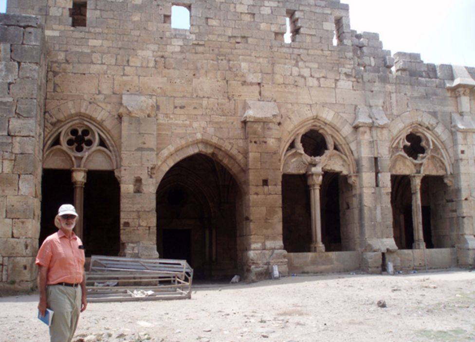 How Syria's ancient treasures are being smashed - BBC News