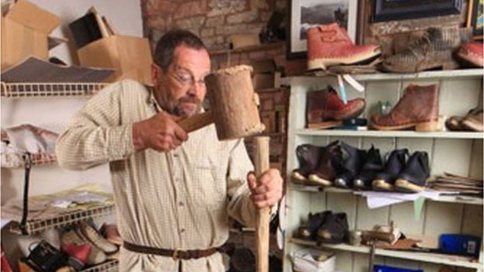 The youngsters keeping traditional trades alive - BBC News