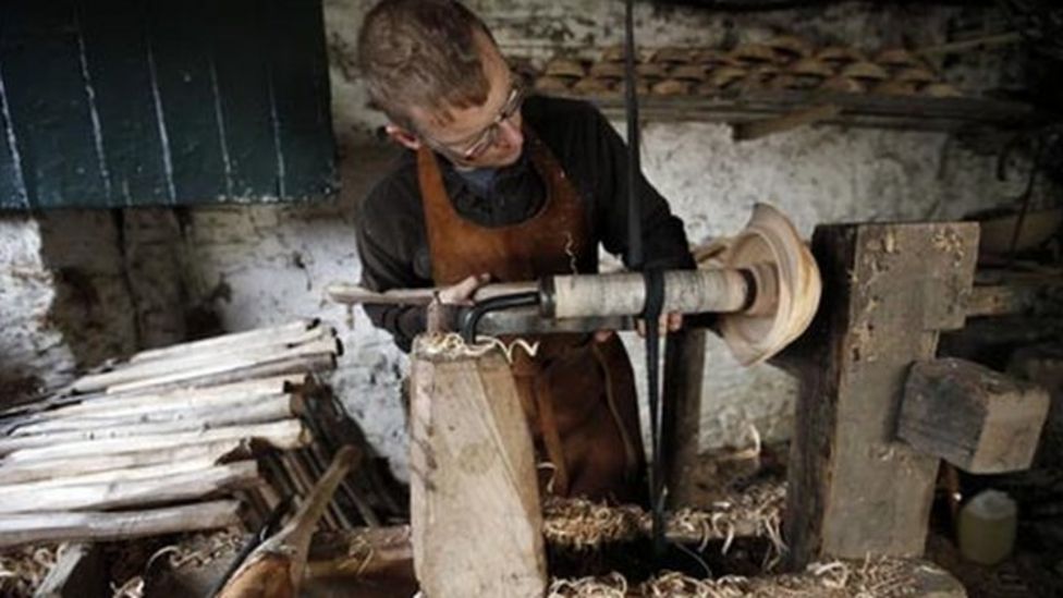 Are these England's last traditional craftsmen and women? - BBC News