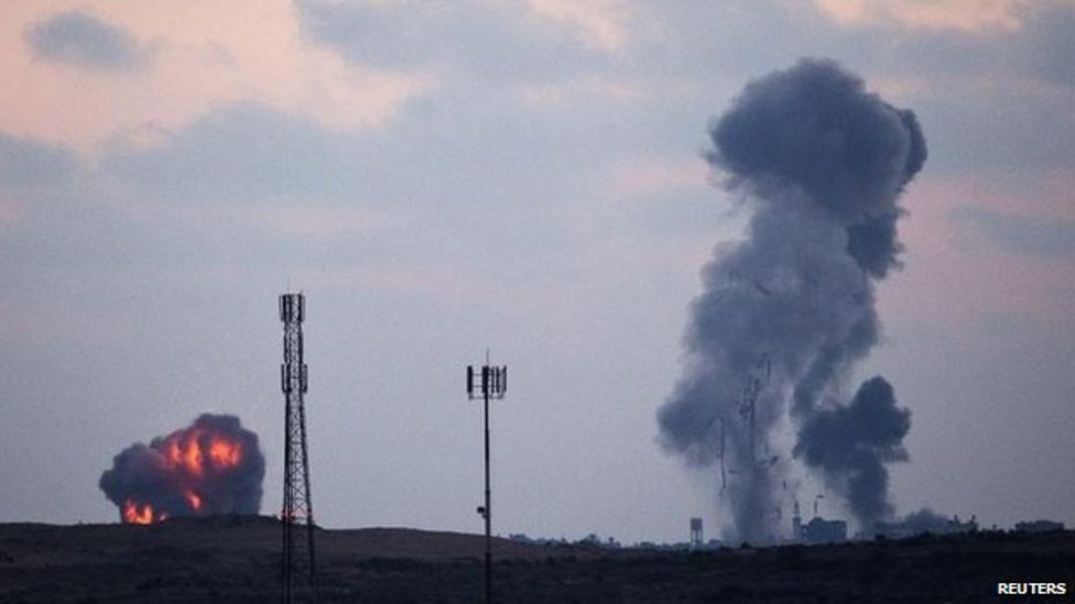 Israel 'to intensify Gaza attacks' - BBC News
