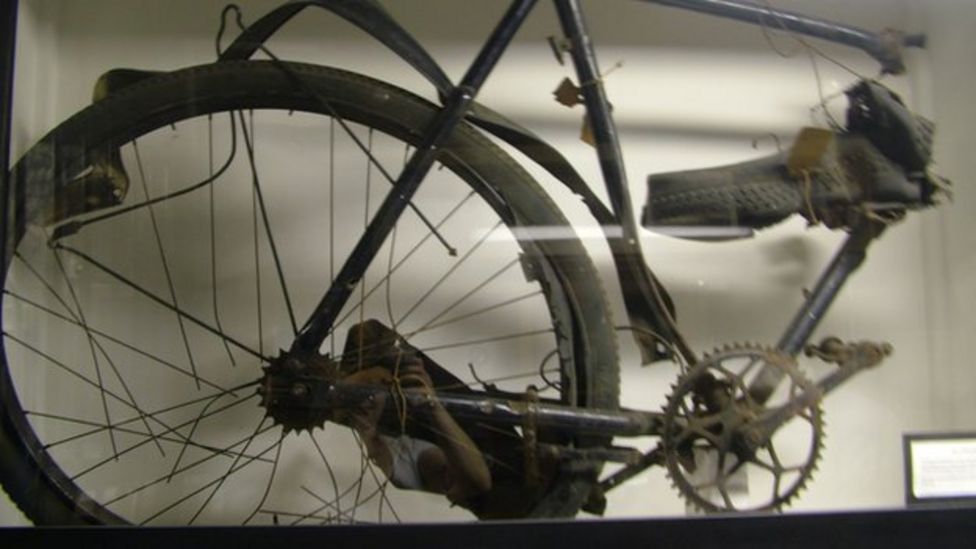 Coventry IRA bombing: The 'forgotten' attack on a British city - BBC News