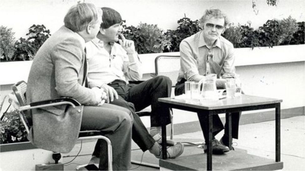 Ceri Wyn Jones yn cofio Gerallt Lloyd Owen - BBC Cymru Fyw