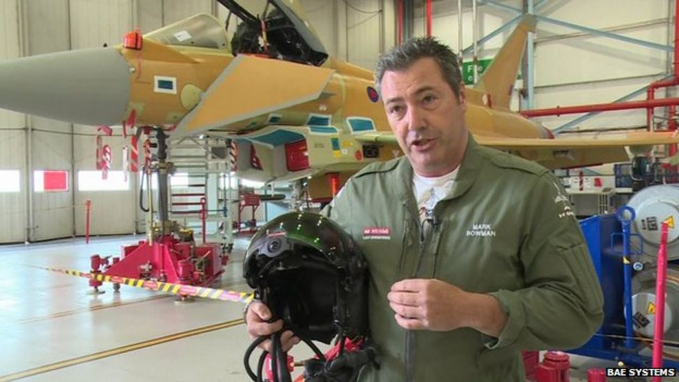 BAE unveils Striker II night vision helmet for fighter pilots - BBC News