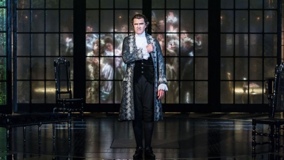 Amadeus writer Sir Peter Shaffer dies aged 90 - BBC News