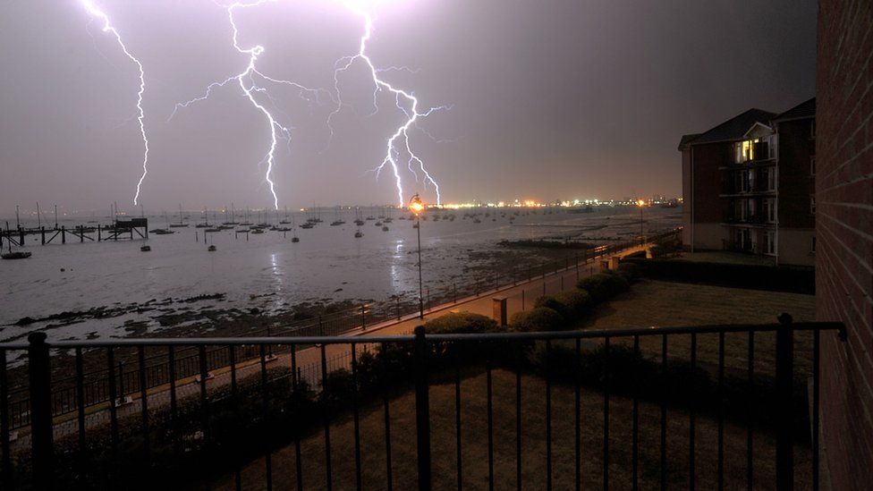 Your stunning storm photos - BBC Weather