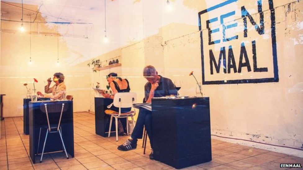 Tables for one - the rise of solo dining - BBC News
