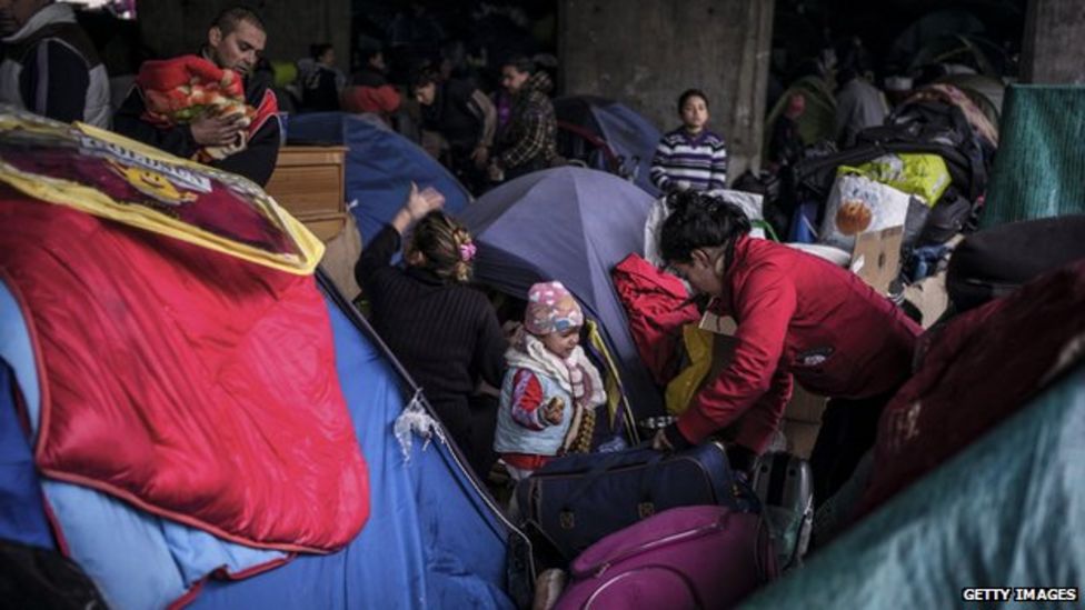 France: Bill aims to simplify immigration rules - BBC News