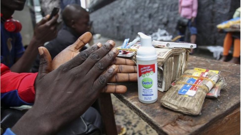 Ebola: NHS can deal with threat to UK, says Philip Hammond - BBC News