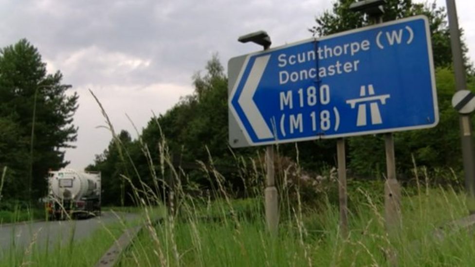 Delays warning over M180 motorway works in North Lincolnshire - BBC News