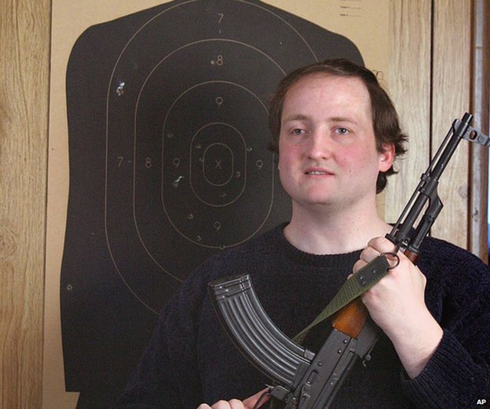 Guide dogs and guns: America's blind gunmen - BBC News