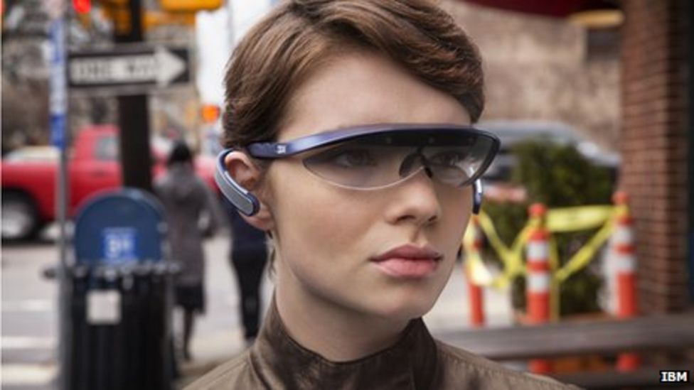 Brain-inspired chip fits 1m 'neurons' on postage stamp - BBC News