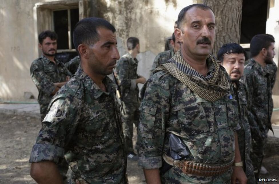 Jihadis accused of new massacres in Iraq and Syria - BBC News